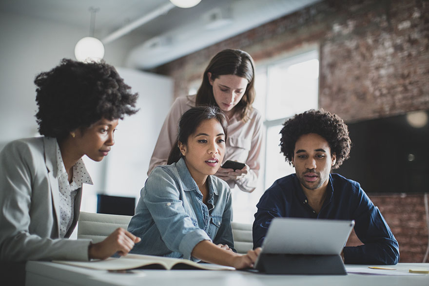 Impact d'un jour férié tombant sur un jour habituel de repos - SVP